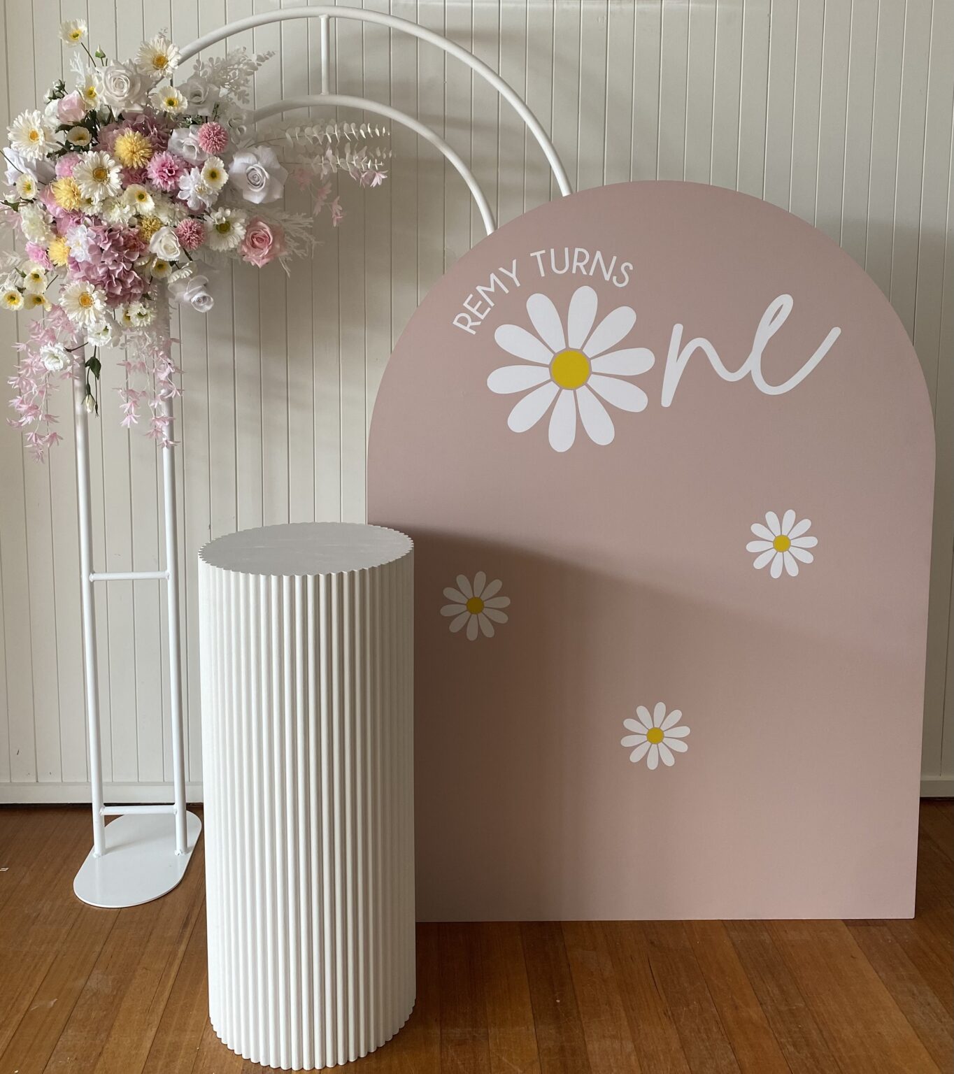 Arbor's and Backdrops | Daisy Arch and Plinth Package - A Day to ...